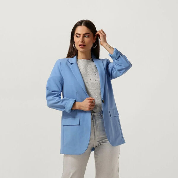 The fashion store that loves you back | Omoda