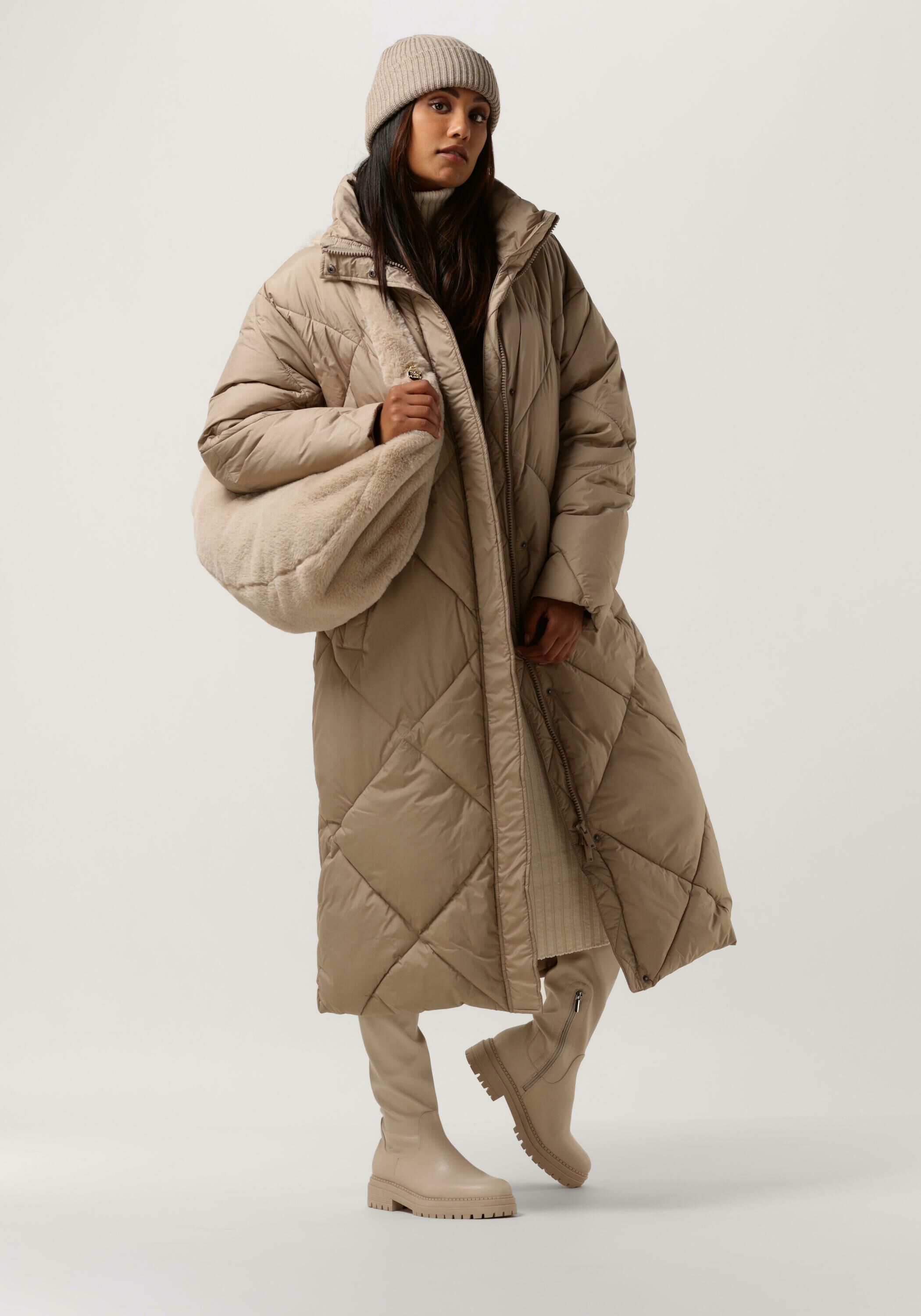 Beige NOTRE-V Gewatteerde jas PUFFER DIAMOND | Omoda