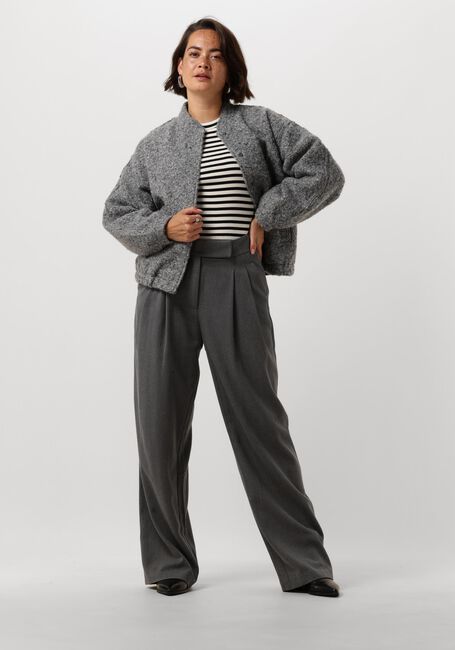 The fashion store that loves you back | Omoda