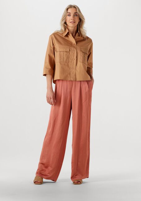 The fashion store that loves you back | Omoda
