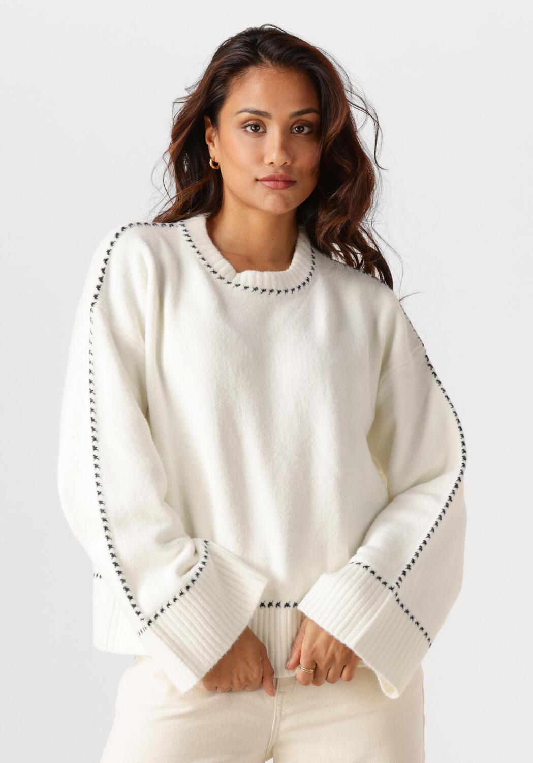 NEO NOIR Pull ROEME KNIT STITCH BLOUSE Blanc | Omoda