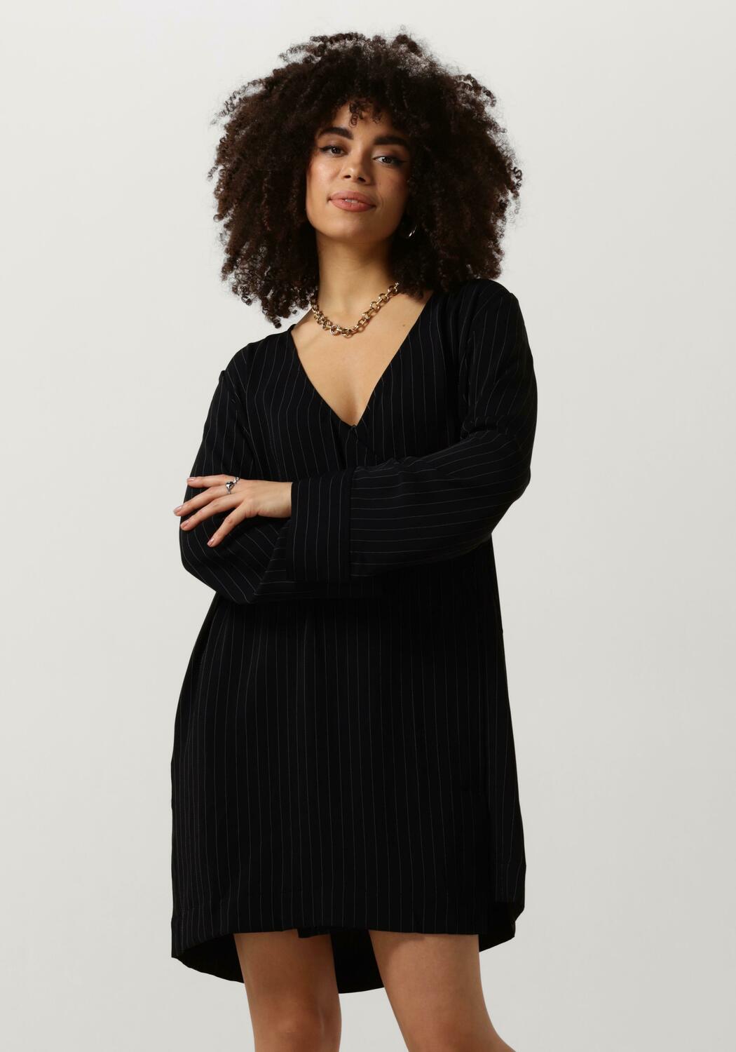 Zwarte CATWALK JUNKIE Mini jurk DR GITA | Omoda
