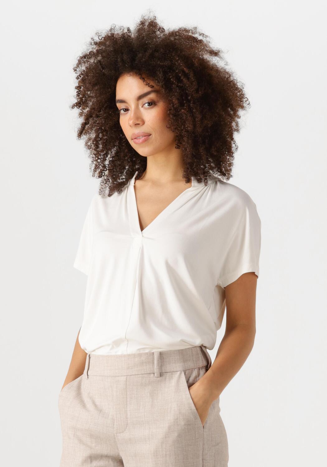 Witte MOS MOSH Top SHIRA TEE | Omoda