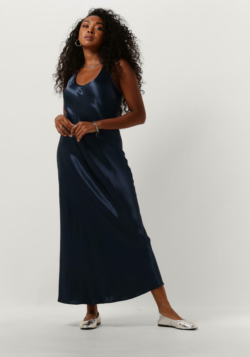 GREEK ARCHAIC KORI Robe midi 130482 Bleu foncé | Omoda