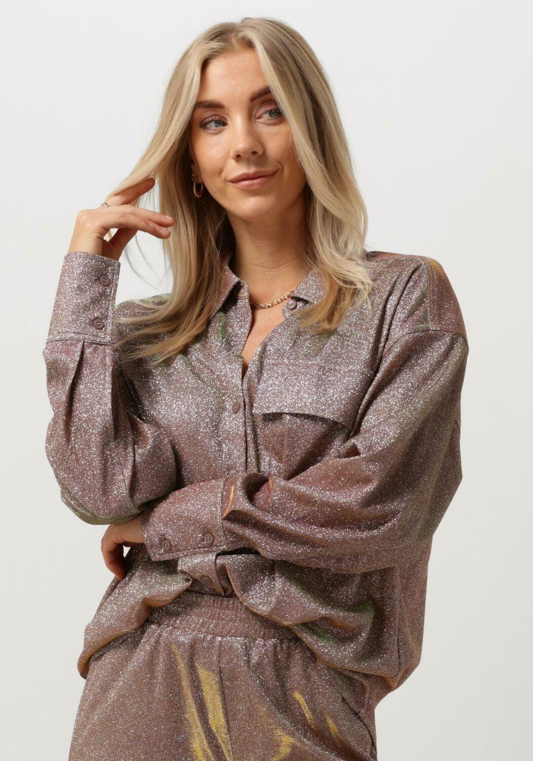 REFINED DEPARTMENT Blouse MIKIA en or | Omoda