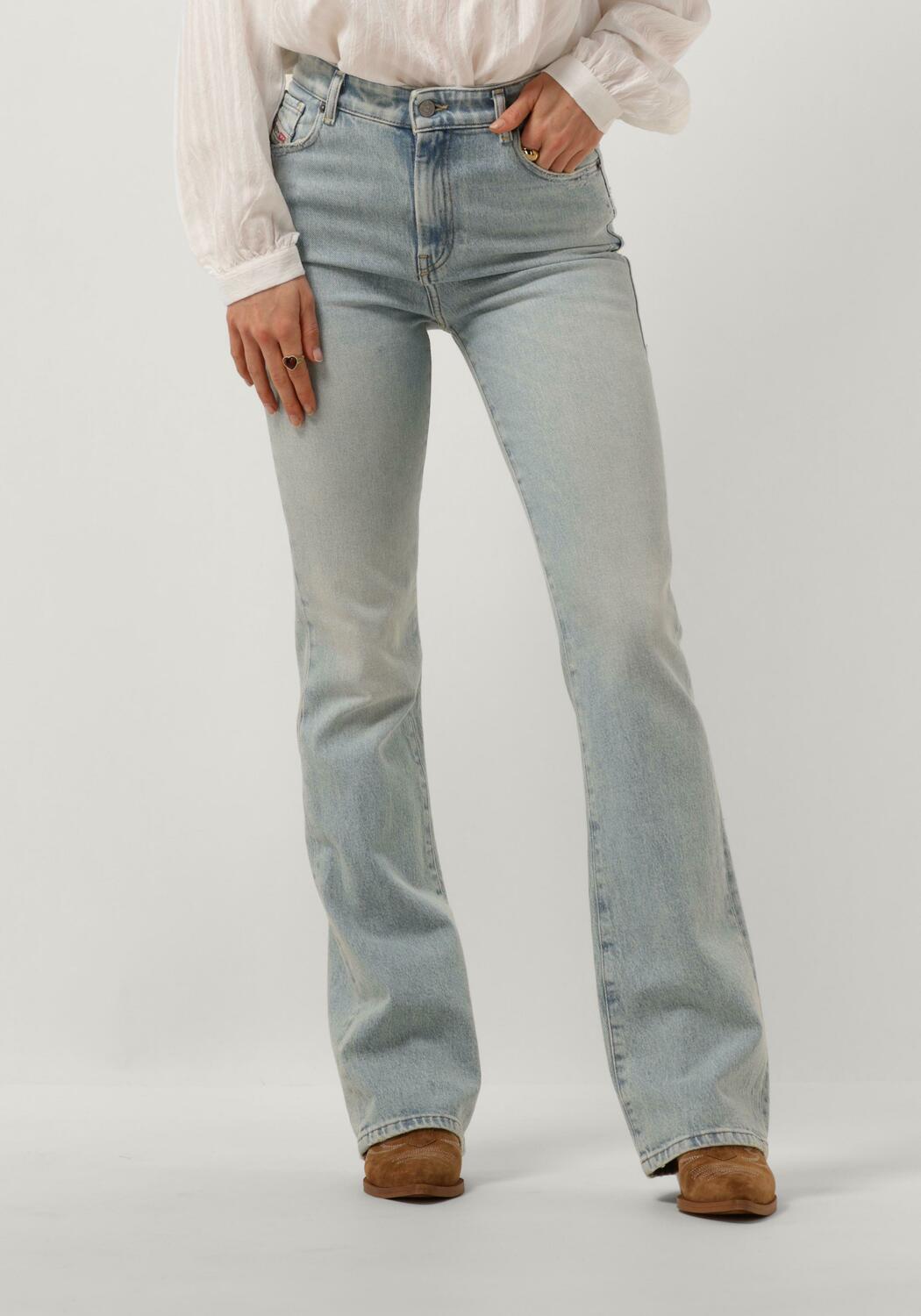 Lichtblauwe DIESEL Flared jeans 2003 D-ESCRIPTION | Omoda